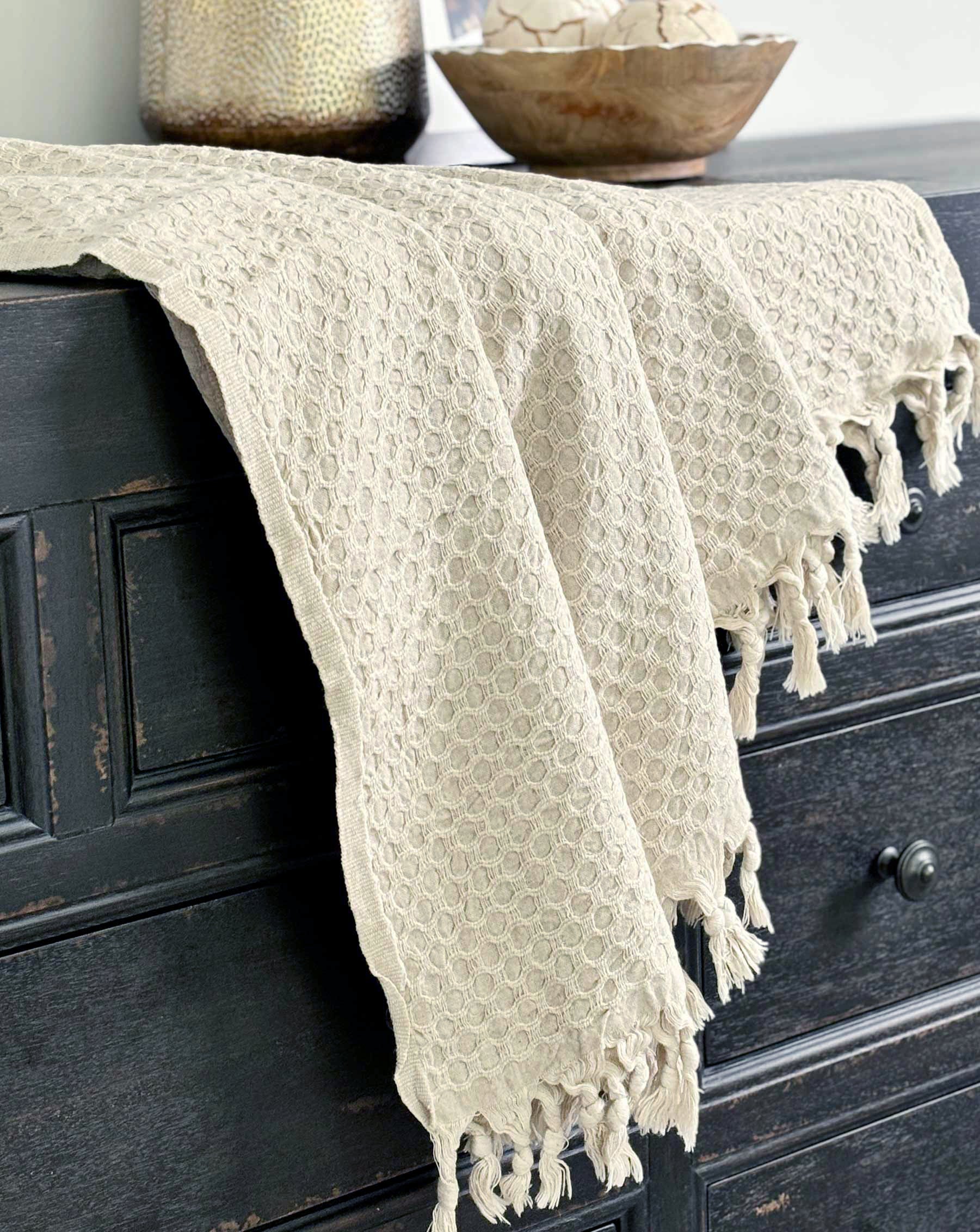 Penny Throw Blanket – Cassia Clover